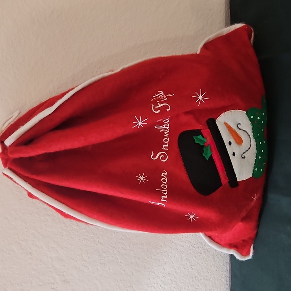 Games | Indoor Snowball Fight Set With Red Felt Bag Snowballs | Poshmark
